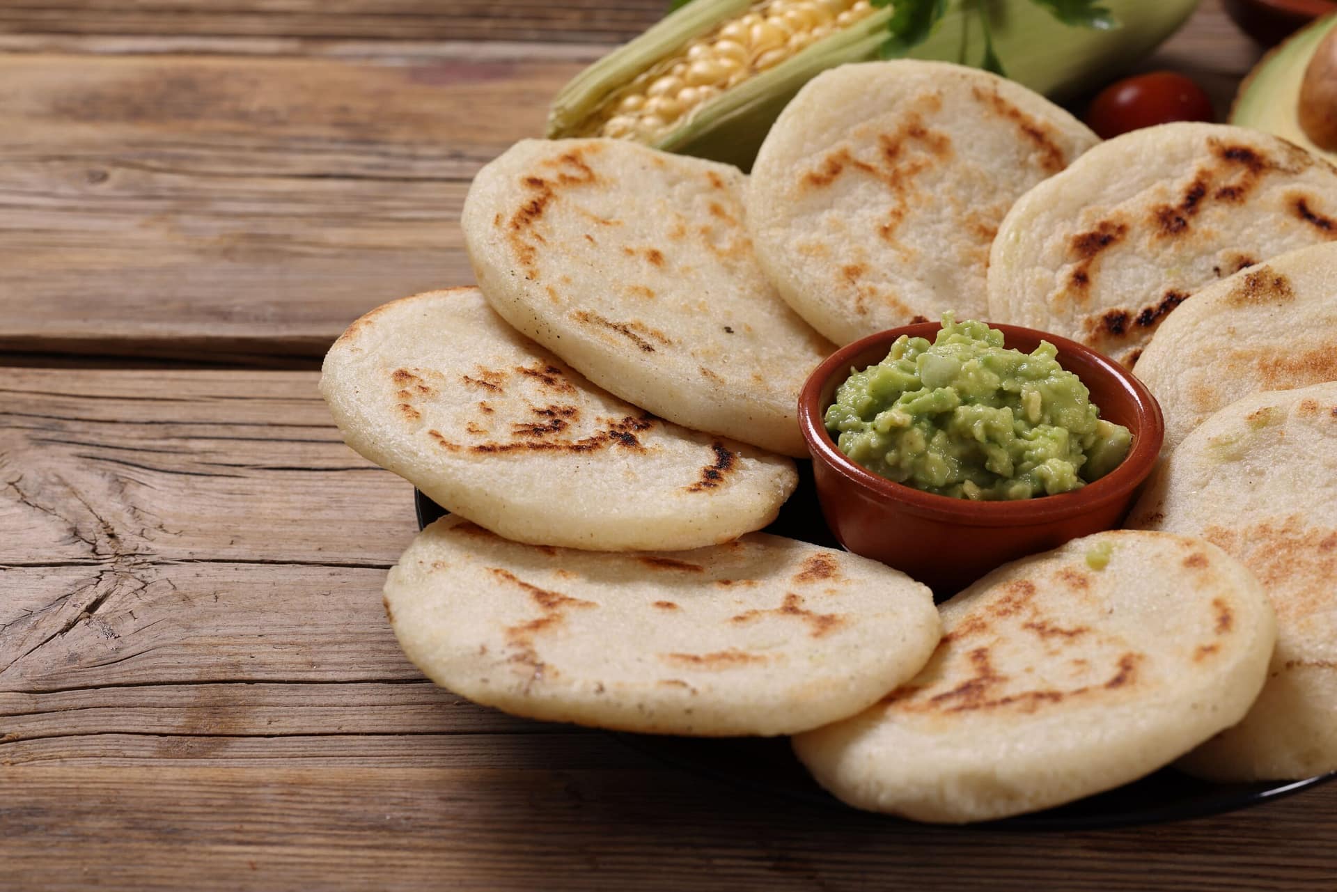 ¡Receta Arepas de Yuca Colombianas: ¡Explosión de Sabor! 🤤